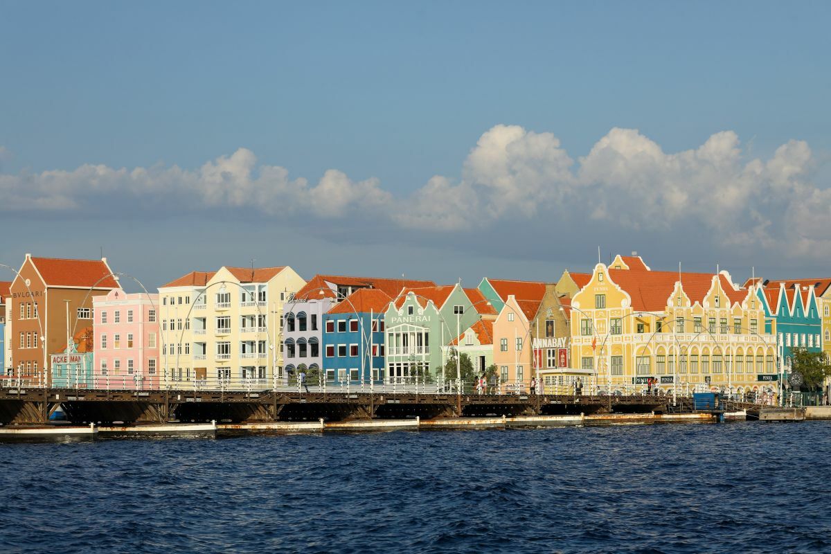 Todas as dicas para a sua viagem a Curaçao, um dos melhores destinos do ...