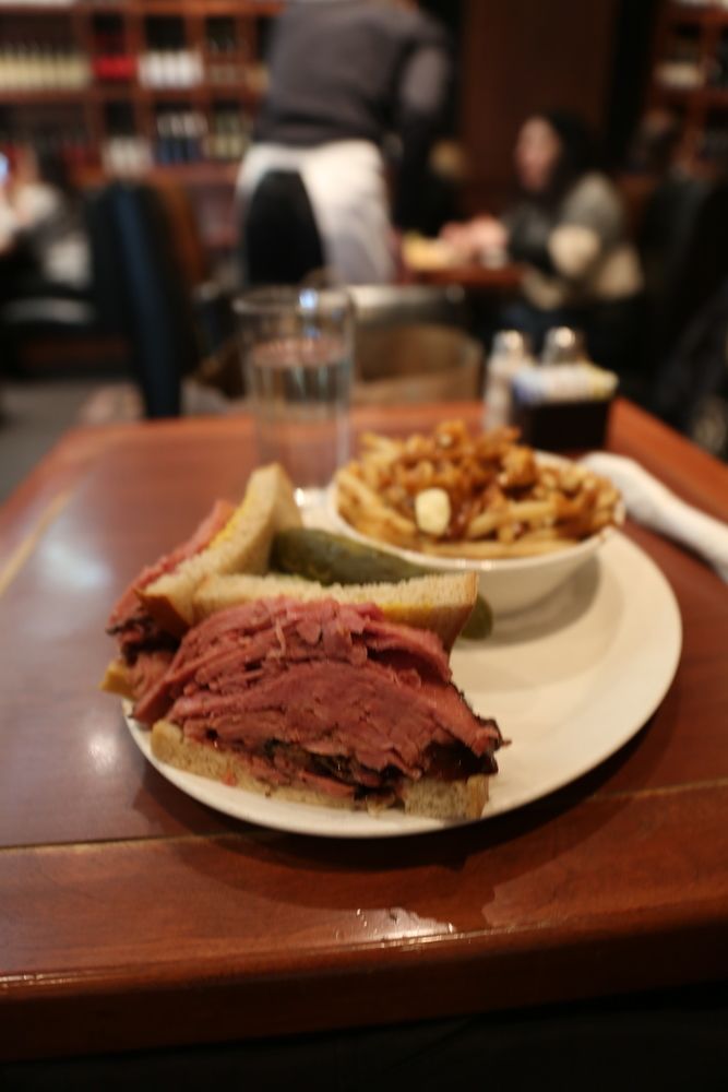 Reuben's Deli & Steakhouse