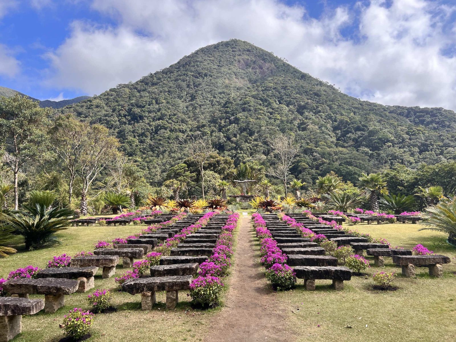 Vale do Amor: um santuário em meio às montanhas de Petrópolis