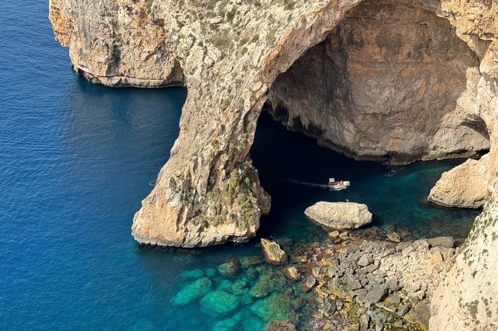 Blue Grotto (Gruta Azul) - Malta