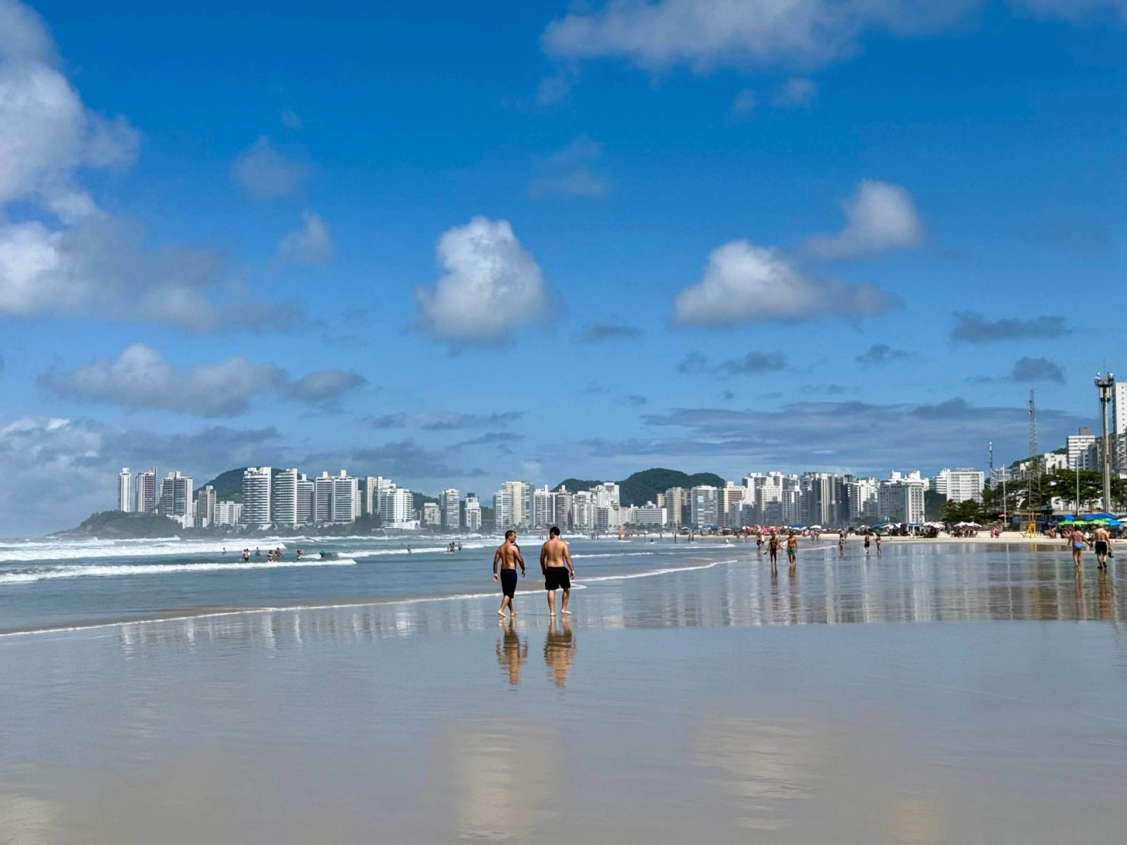 Onde fica e como chegar ao Guarujá: todas as dicas