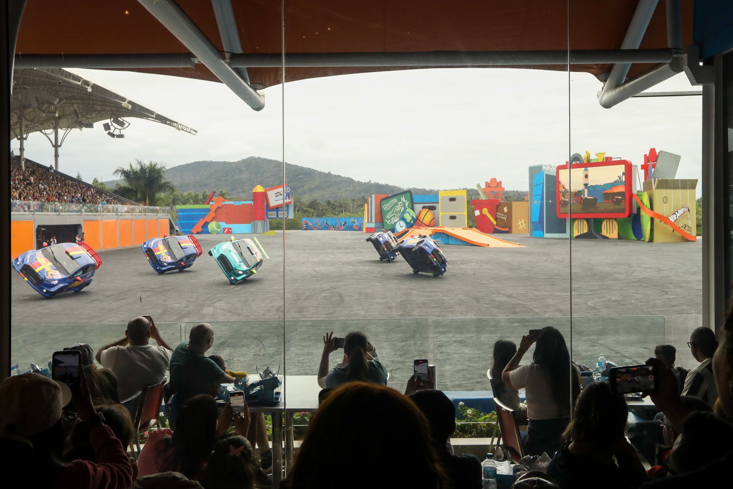 Hot Wheels Epic Show - Beto Carrero World