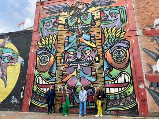 Distrito Graffiti: bairro industrial foi transformado com arte de rua ...