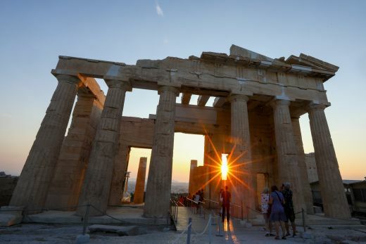 Propileu da Acrópole de Atenas e o Templo de Atena Niké – Tudo o que ...