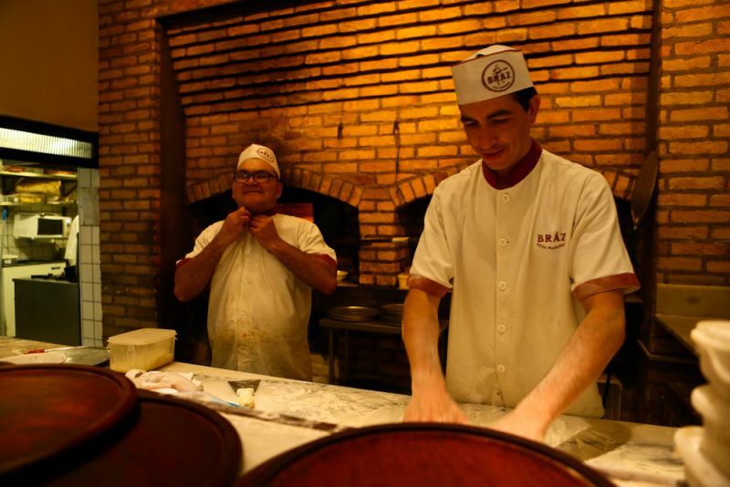 Bráz Pizzaria