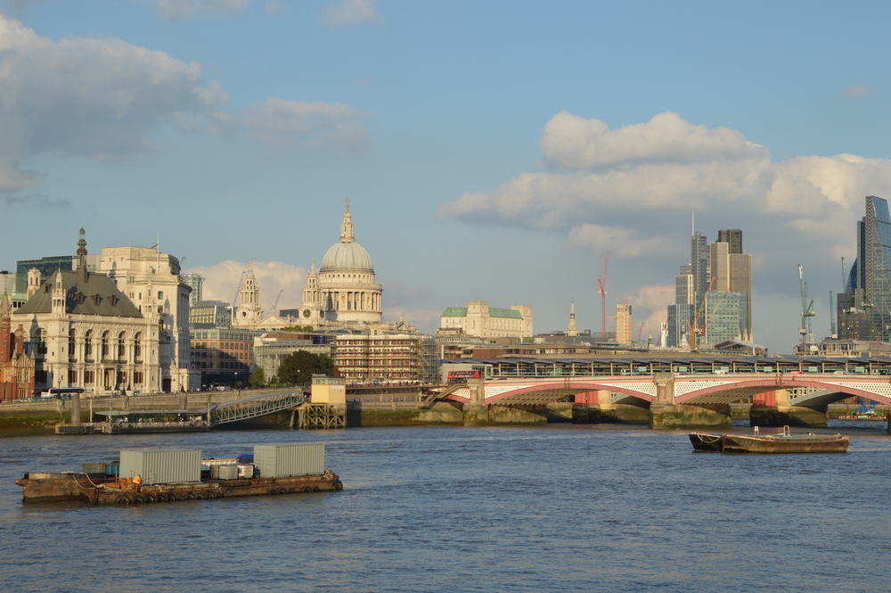 The Queen's Walk - Londres