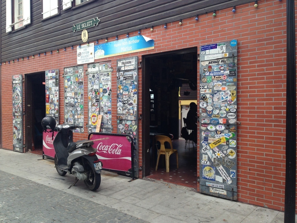 Le Select - St. Barth